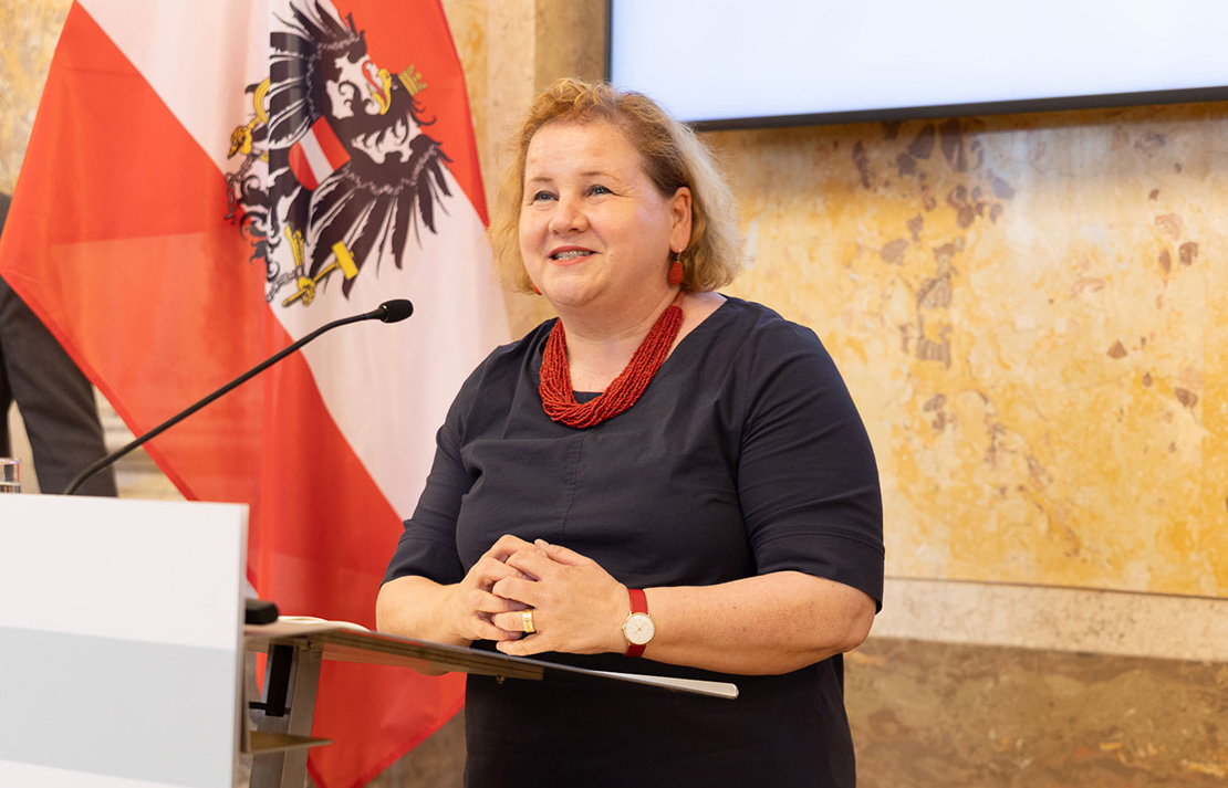 ENTSENDEFEIER FÜR DIE SOZIALDIENENDEN - HDA